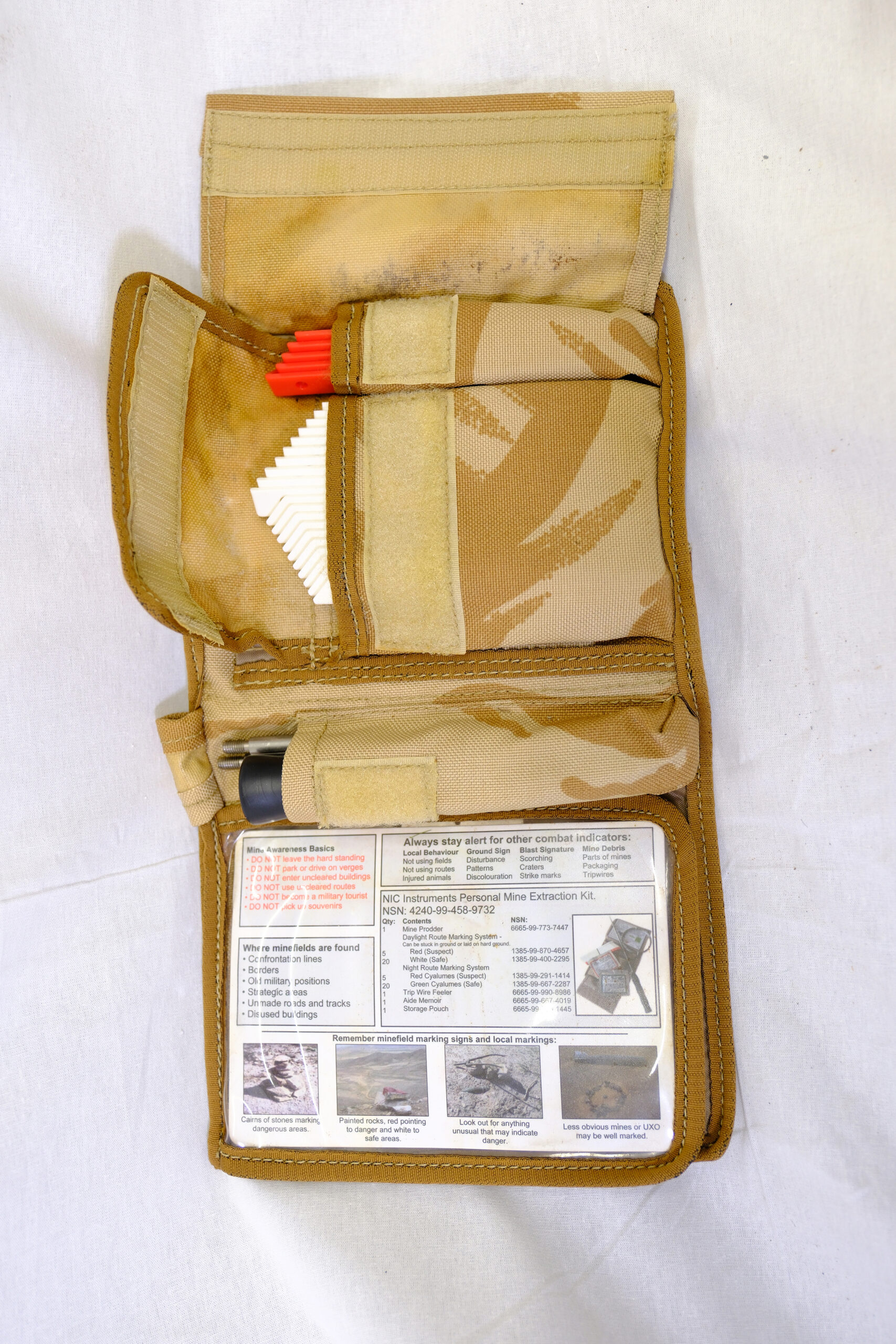 British Army Personnel Mines Extraction Kit - Royal Anglian Regiment