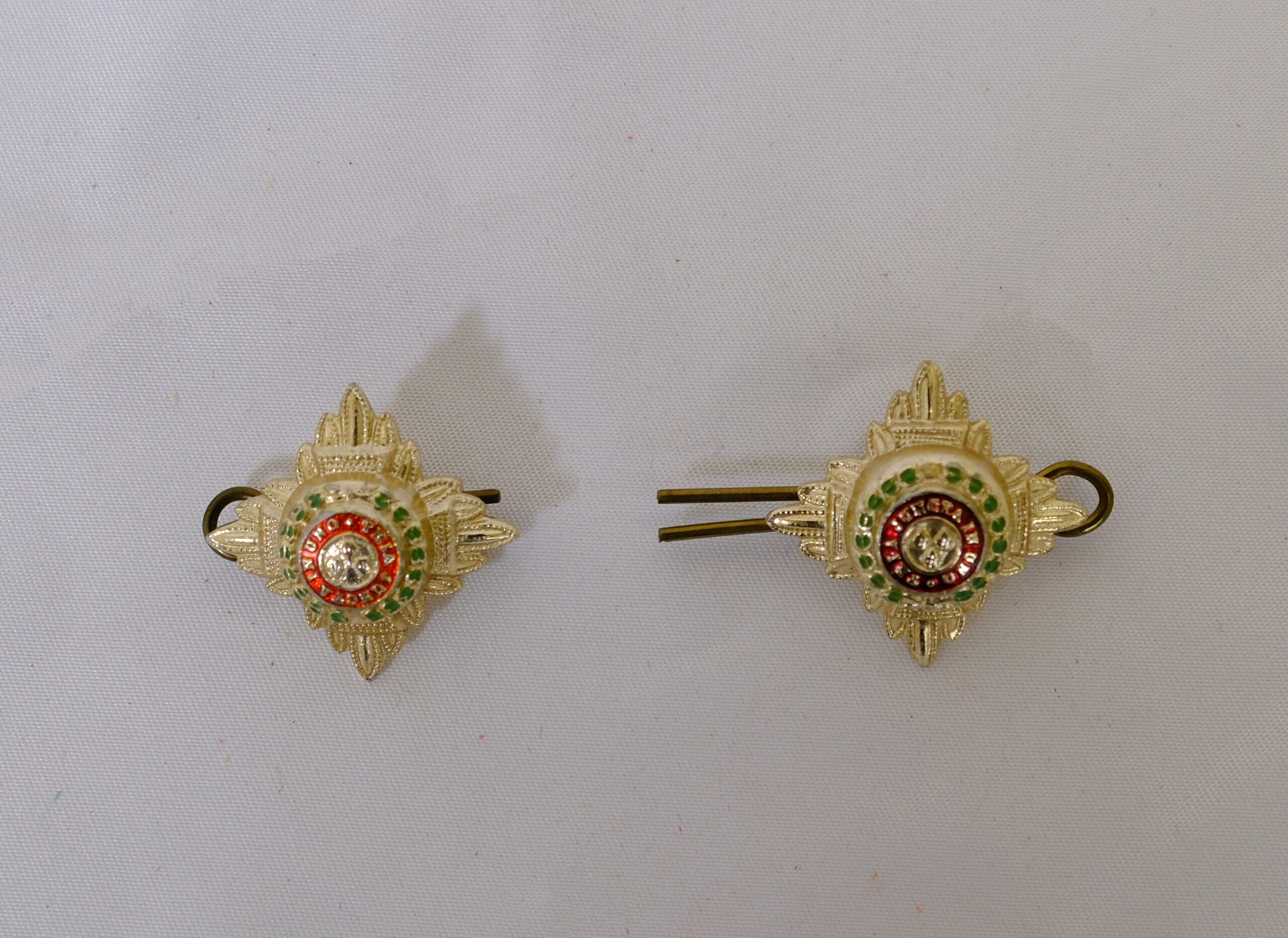 Essex Regiment Collar Officers pips for uniform - Royal Anglian Regiment