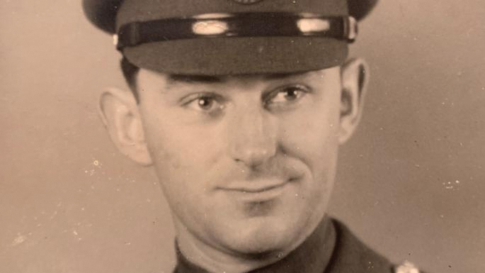 Obituary for Lieutenant Colonel Peter Walter MBE MC - Royal Anglian ...