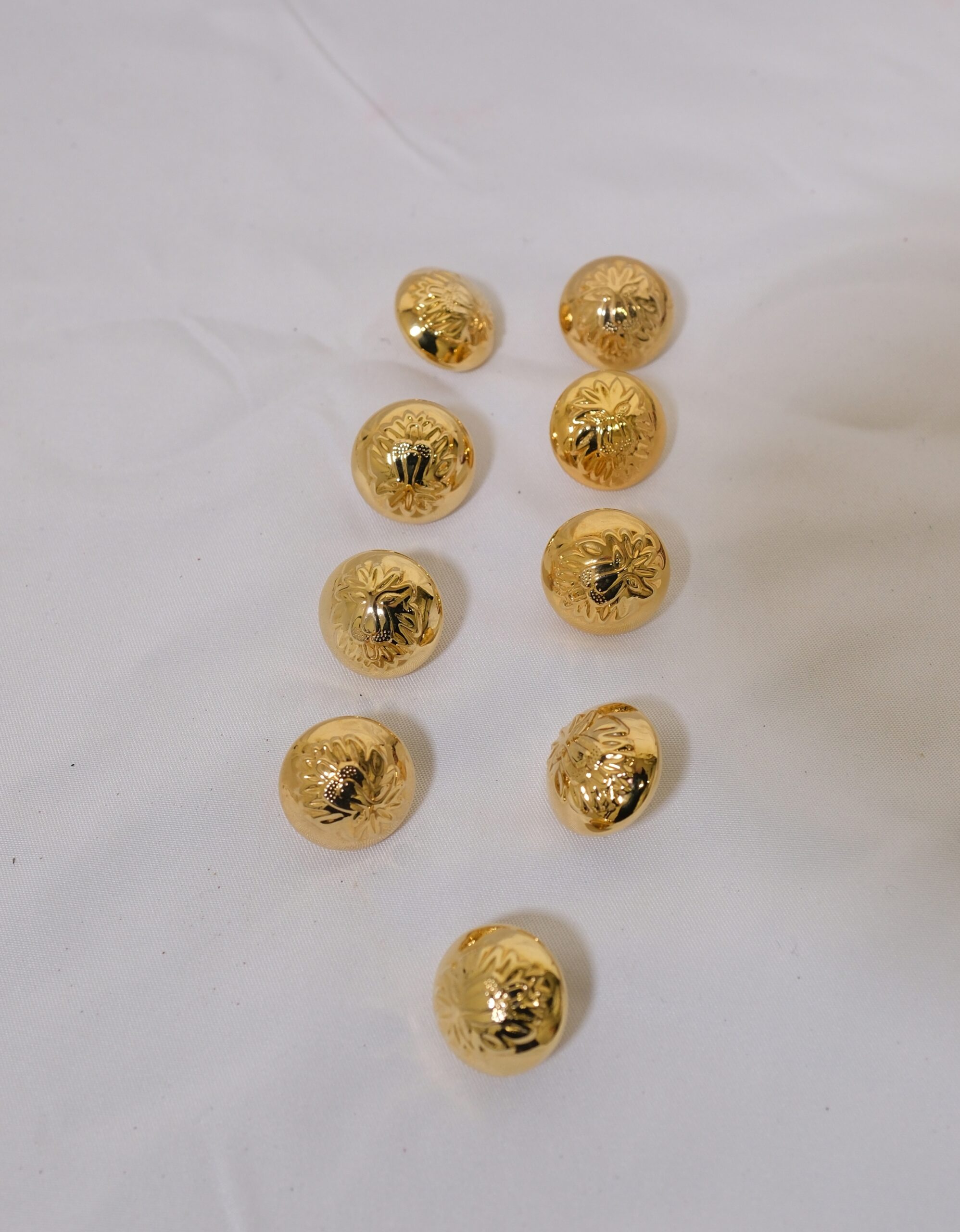 Bermuda Regiment ceremonial buttons - Royal Anglian Regiment